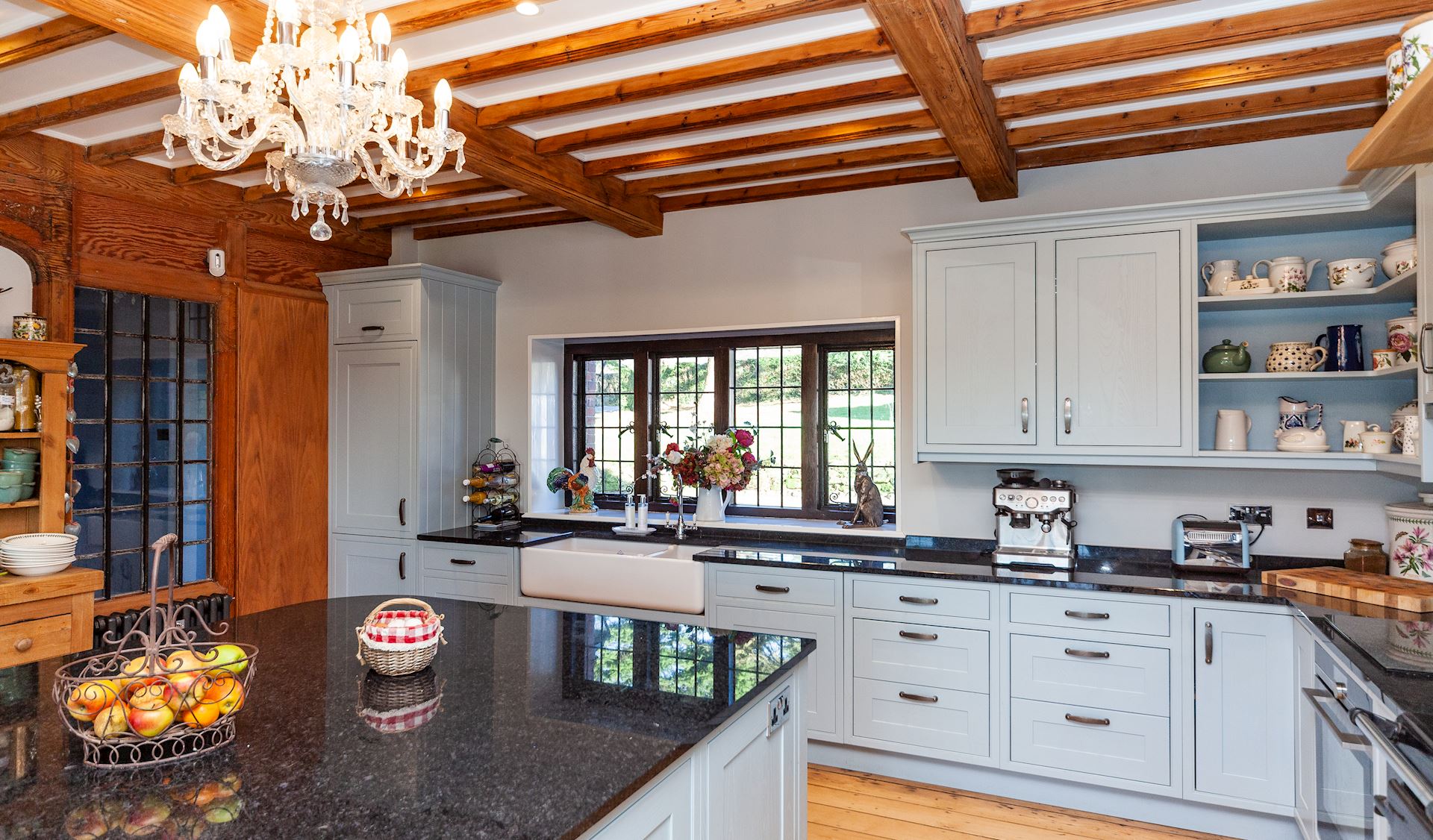 Trending Kitchen Designs for 2025: A Modern Culinary Haven